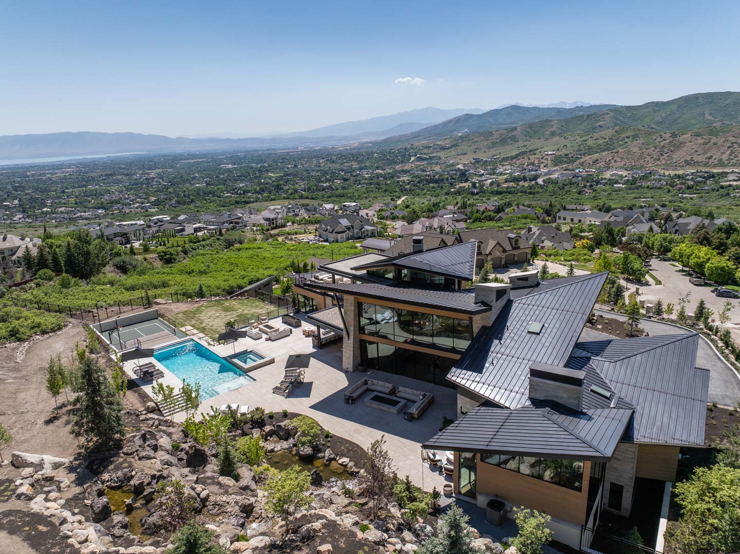 Evergreen Summit | 2025 Parade Home | Raykon Construction