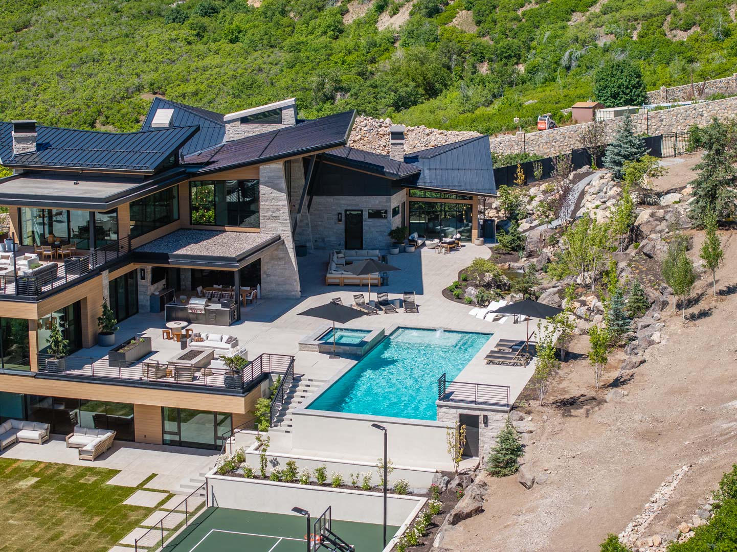 Evergreen Summit | 2025 Parade Home | Raykon Construction